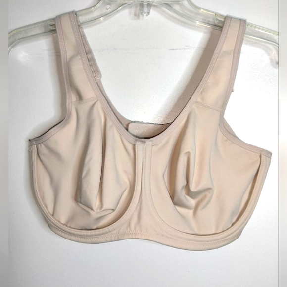 Wacoal | Intimates & Sleepwear | Wacoal Sport Size 38dd Nude Adjustable ...